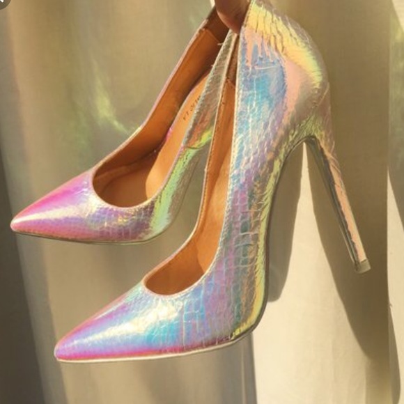 Shoe Republic LA | Shoes | Holographic Heels | Poshmark